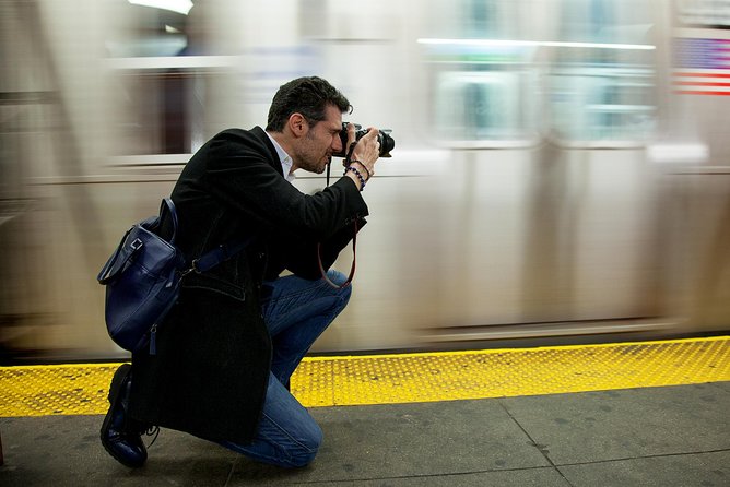 New York Icon Photography Tour Led by a Local Photographer - Small-Group Setting and Personalized Attention