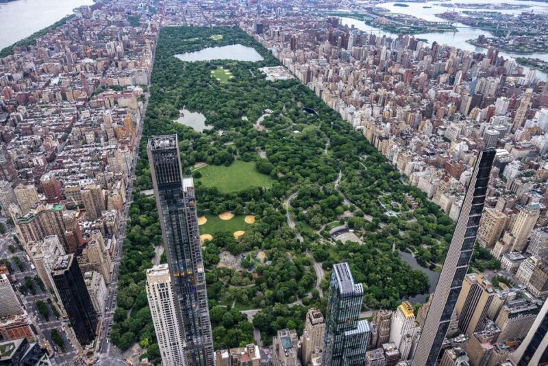 New York: Private Scenic Helicopter Charter with Champagne - Is It Worth the Price?