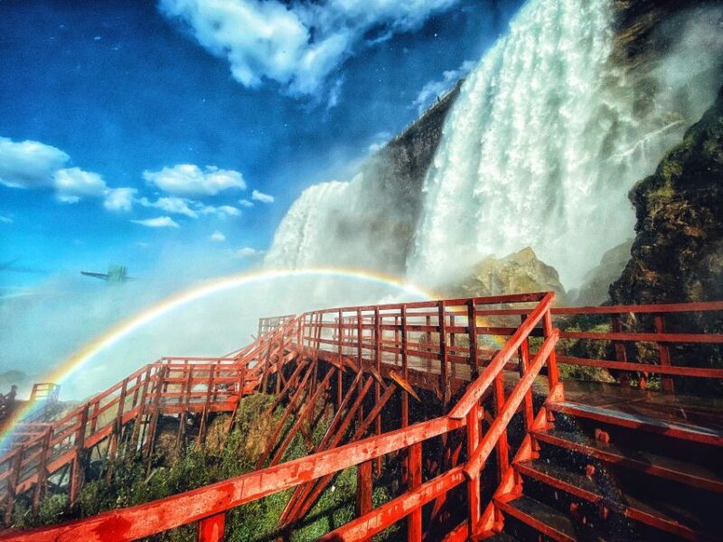 Niagara Falls: Maid of the Mist & Cave of the Winds Tour - The Small Group Advantage and Guide Expertise