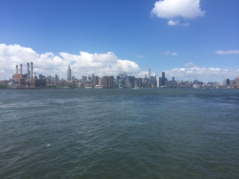 NYC: Private Personalized Tour with Driver and Guide - The Comfort of a Private Mini-Van