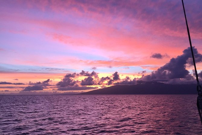 Original Sunset Cruise with Open Bar from Ka’anapali Beach - The Crew and Atmosphere
