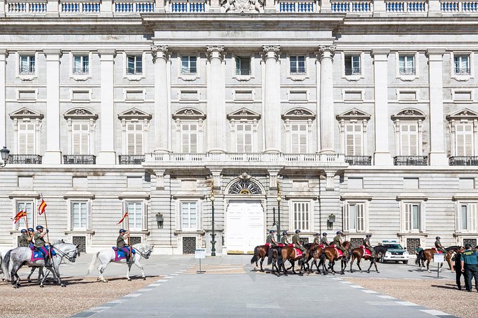Panoramic Madrid Sightseeing Tour - Highlights of the Tour