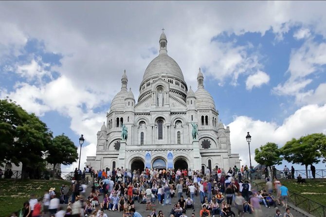 Paris Eiffel Tower, Notre Dame, Louvre and Montmartre Guided Tour - Discovering Île De La Cité and the Latin Quarter
