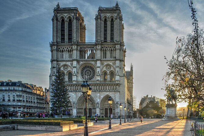 Paris - Historic City Center Walking Tour - Meeting and End Points