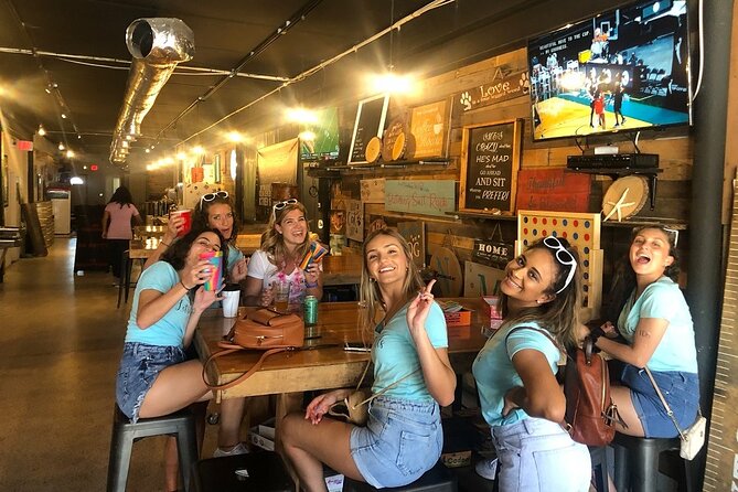 Party Bus Dive Bar Bus Crawl L - Personalized Tours for an Intimate Experience