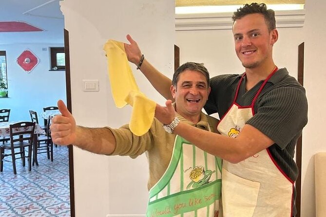 Pasta, Mozzarella, and Tiramisu Cooking Class Review - Convenient Meeting and Pickup Details