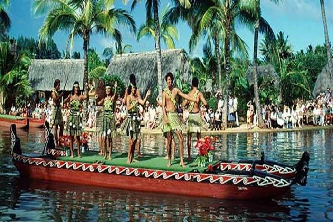 Pearl Harbor, Dole Plantation, and Polynesian Center from Waikiki - Scenic Drive and the North Shore