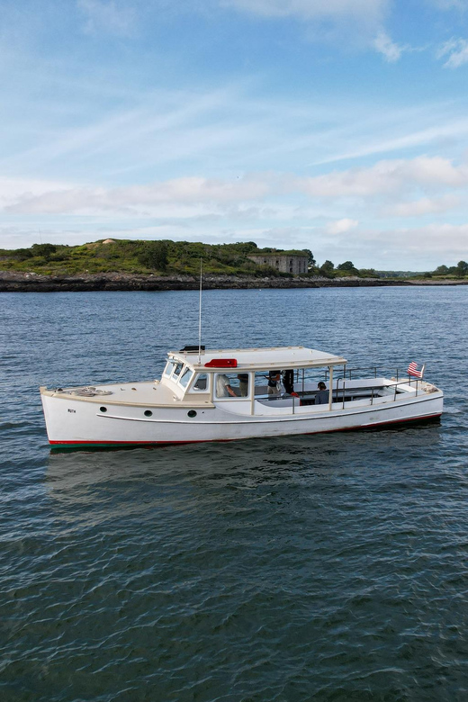 Portland: Casco Bay Morning Lighthouse Cruise - The Experience on the Boat: Comfort and Atmosphere