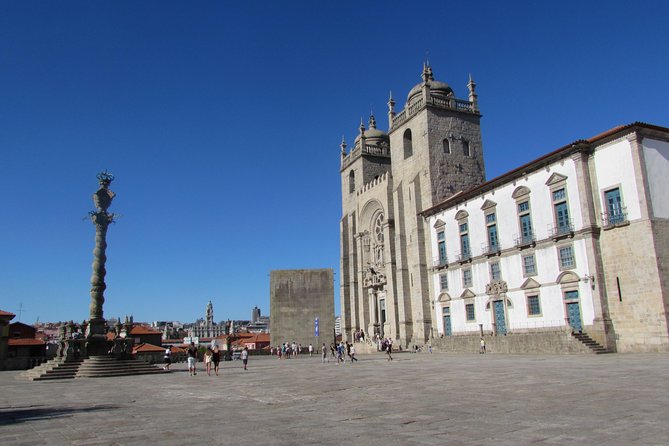 Porto Highlights Small-Group Walking Tour - Highlights of the Experience