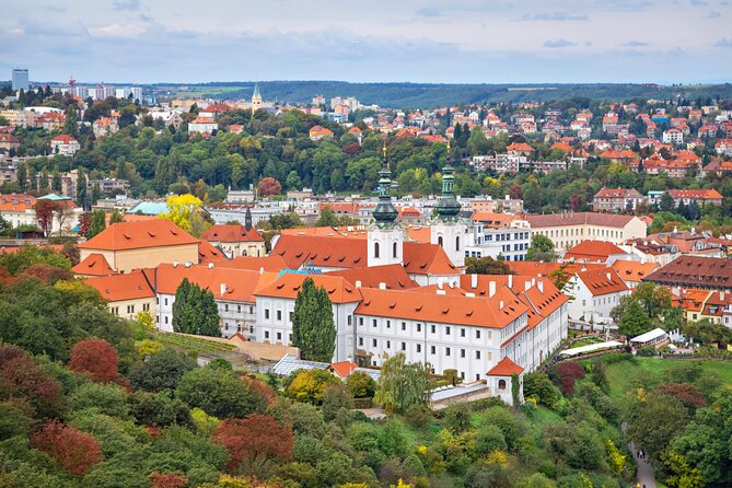 Prague The Main Attractions Private Tour - Discovering Charles Bridge