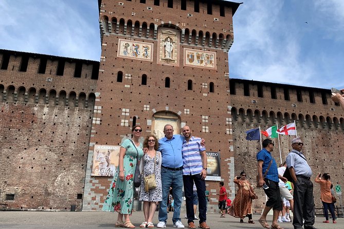 Private Best of Milan Guided Tour With Duomo, La Scala Theatre and Sforza Castle - Itinerary Details