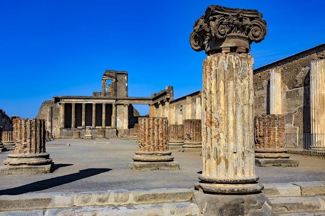 Private Day Trip From Rome to Pompeii and Amalfi Coast - Transportation and Comfort