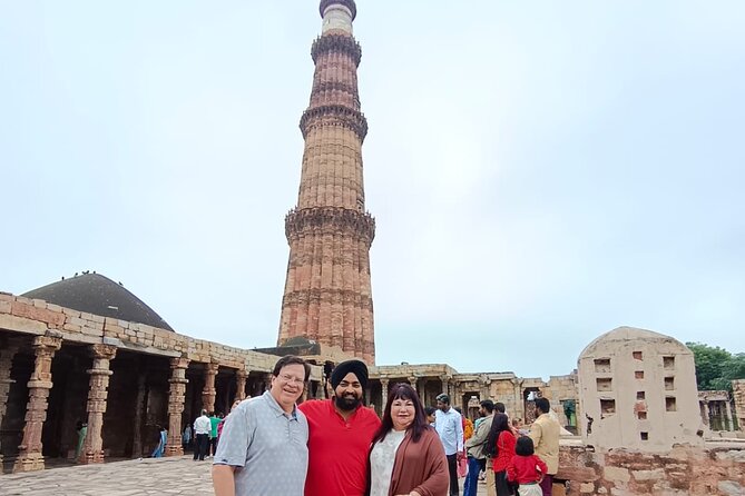 Private Old and New Delhi Sightseeing Tour - The Guide and Transportation: Why They Matter