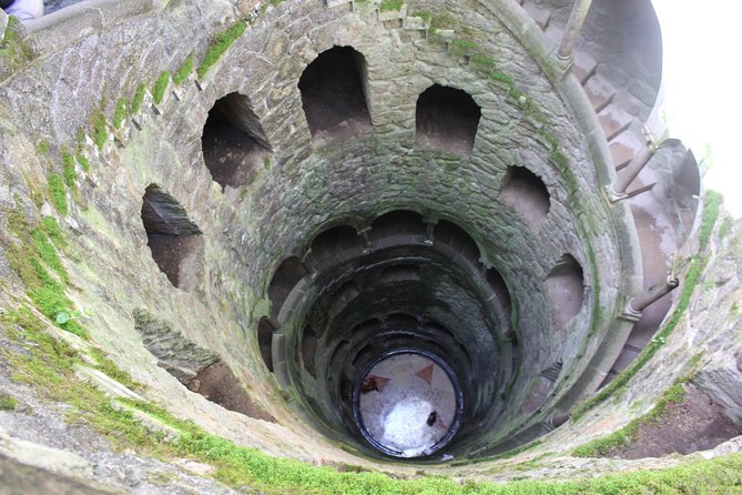 Private Sintra Tour From Lisbon With Regaleira Experience - Savor the Flavors of Sintras Renowned Winery