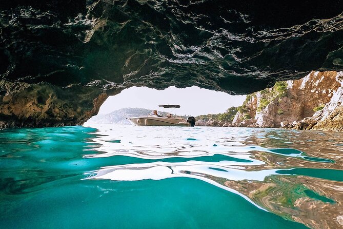 Private Speedboat Tour | Caves Beaches Islands and more - What’s Included and What’s Not?