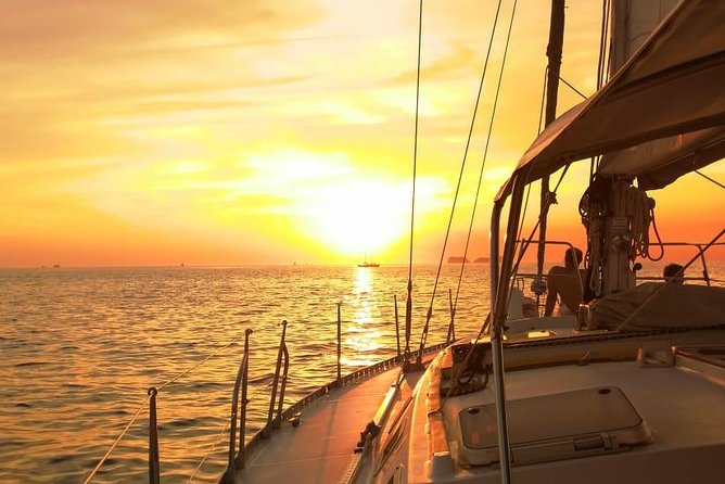 Private Sunset Charter of 50 Beneteau - Meeting and Pickup