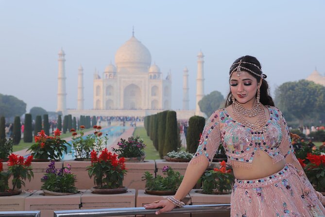 Private Taj Mahal Day Trip From New Delhi with 5-Star Lunch - Mid-Morning: Exploring the Surroundings and Photo Opportunities