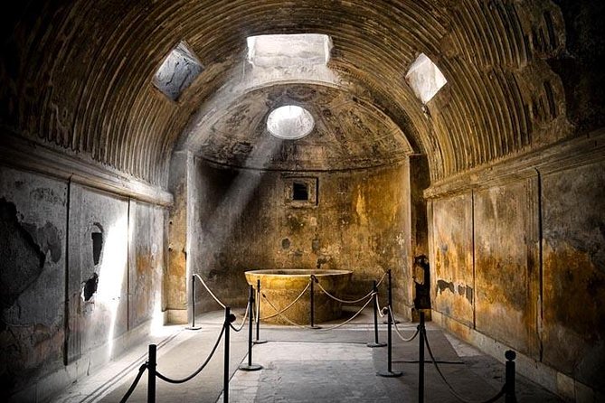Private Tour: Pompeii and Sorrento From Rome - Physical Requirements and Accessibility