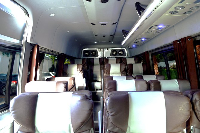 Private Transfer: Liberia International Airport From|To Hotels - Service Features