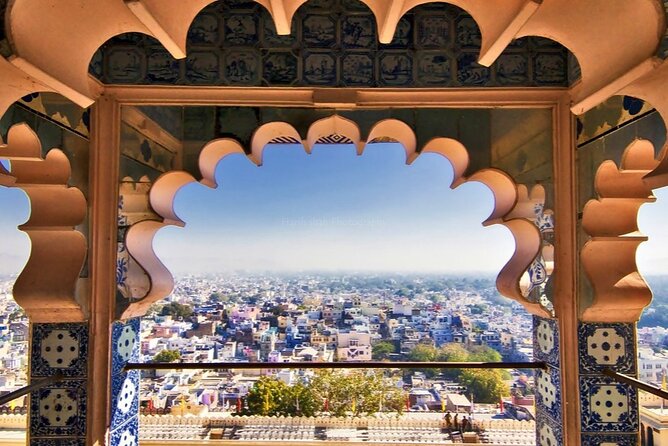 Private Udaipur Sightseeing Tour by Tuk-Tuk or Car with Driver - Authenticity and Unique Experiences