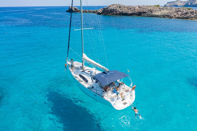 Refreshing Private Sailing Tour in Barcelona (Max 11 Persons) - Convenient Meeting and Pickup Details