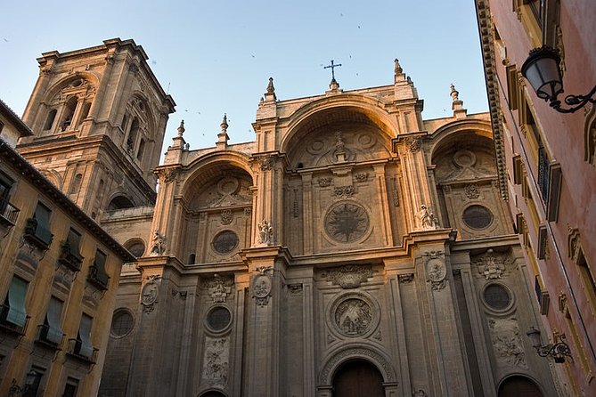 Royal Chapel and Granada Cathedral Guided Tour - Meeting Point and Logistics