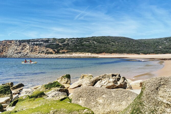 Sagres: Praia Da Ingrina Caves Guided Kayaking Tour - Exploring the Praia Da Ingrina Caves