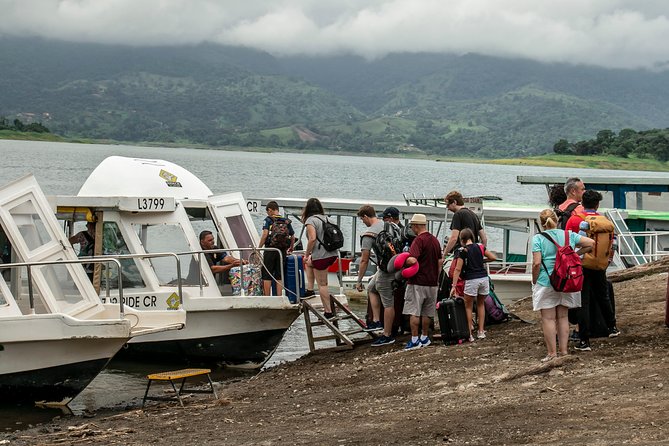 Shuttle Transfer Lake Crossing From Monteverde to Arenal - Meeting and Pickup Information