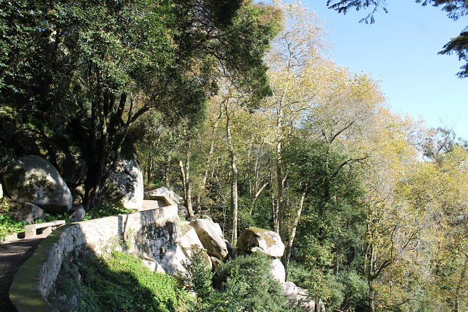Sintra and Cascais Private Sightseeing Tour - Key Attractions in Sintra