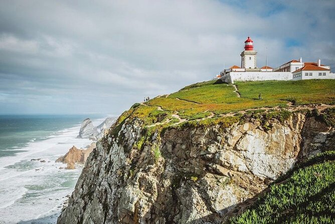 SINTRA FULL-DAY PRIVATE TOUR, Roca Cape, Guincho Beach, Cascais & Estoril - Accessibility and Traveler Information