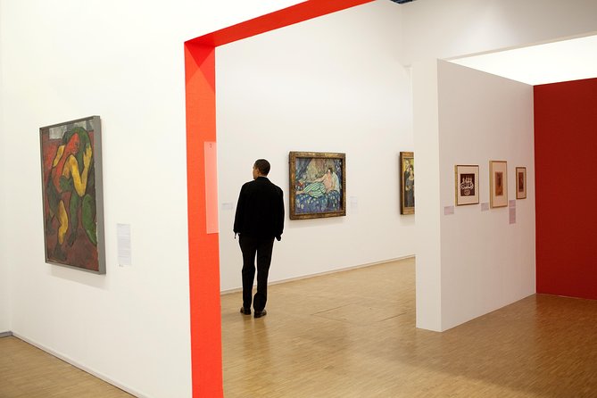 Skip-the-line Centre Pompidou Guided Museum Tour - Exclusive Guided Tour - Modern Art Movements Explored