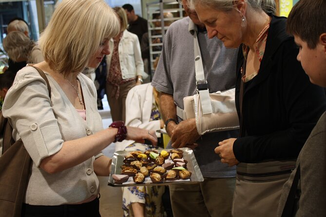 Small Group Tour - Paris Sweet Tooth Stroll - Exploring Saint-Germain-des-Prés