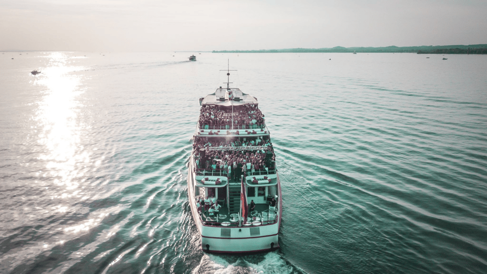 Techno Boat Zurich W/ Kollektiv Turmstrasse - Customer Feedback