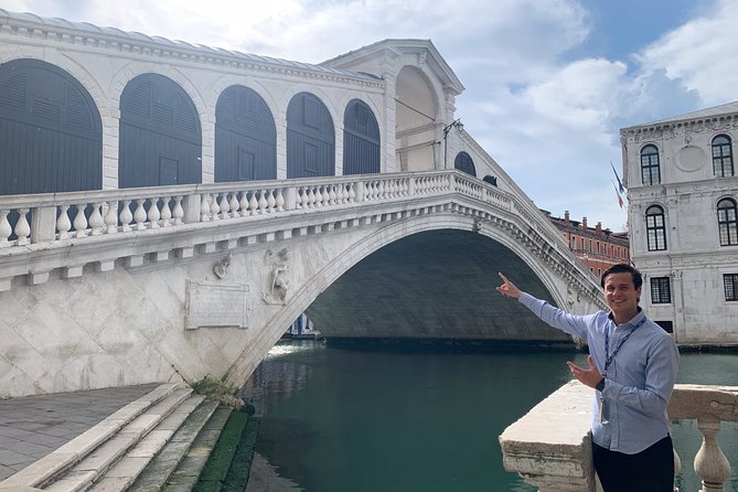 The Secret Venice + Cicheti & Wine Private Tour - Delving Into Venetian Culinary Traditions