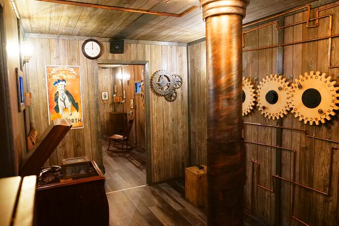 The Train Heist Adventure Escape Room - Who Should Consider This Experience?