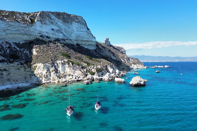 Tour "La Dolce Vita" Stops for Swimming, Snorkeling and Prosecco - Refreshing Prosecco on Board