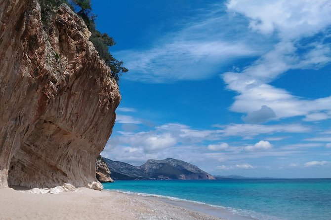 Trekking to Cala Luna: A Comprehensive Review - Traversing the Stunning Supramonte Mountain Landscape