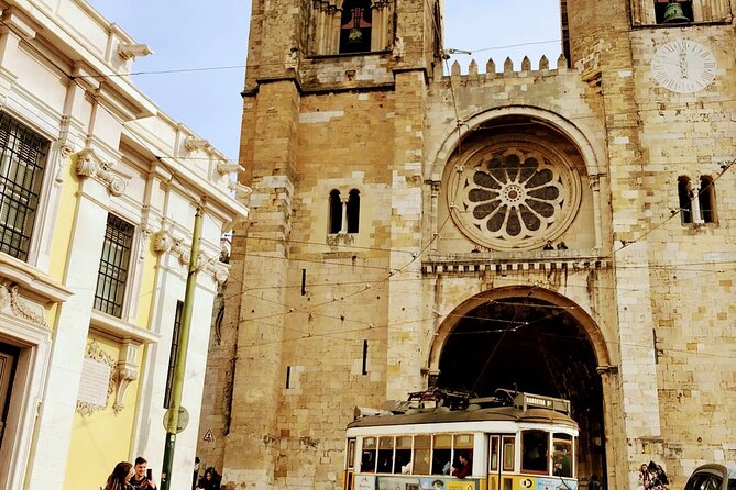 Tuk Tuk Tour Lisbon-Belém 4 H - Highlights and Experience