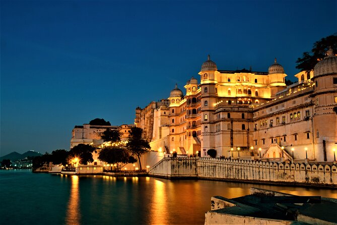 Udaipur Sightseeing Tour Package with Guide and Private Taxi - What’s Included and What’s Not