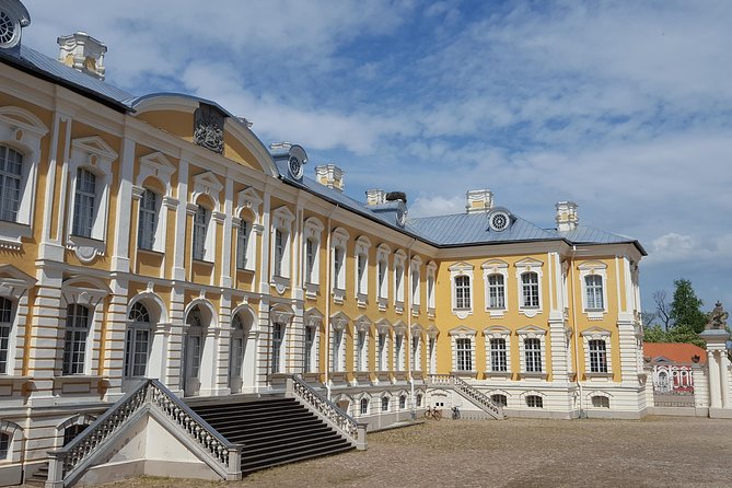 Vilnius to Riga Day Trip: The Hill of Crosses, Rundale Palace and Bauska Castle - Hill of Crosses