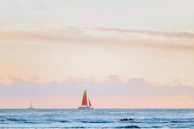 Waikiki Sunset Cocktail Sail with Open Bar - The Vessel and Comfort