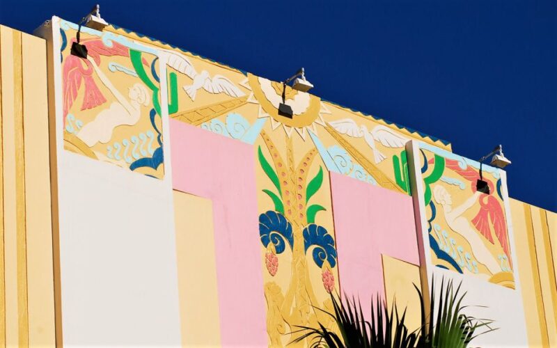 Walking Tour with Cocktails(optional) Miami - An In-Depth Look at the Itinerary
