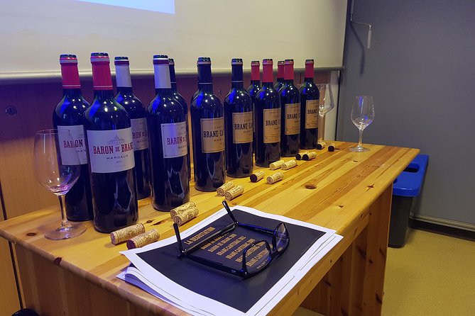 Wine Tasting Paris Saint Germain Des Pres - Host and Atmosphere