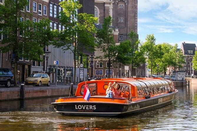 Xtracold Icebar Amsterdam & 1-Hour Canal Cruise - Exploring the Xtracold Icebar