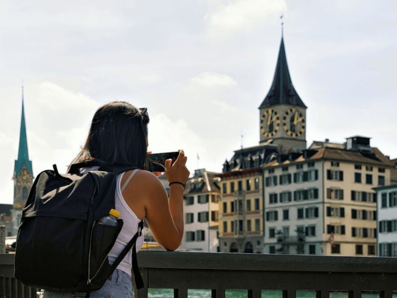 Zürich With Cruise and Lindt Home of Chocolate (Private) - Itinerary Highlights