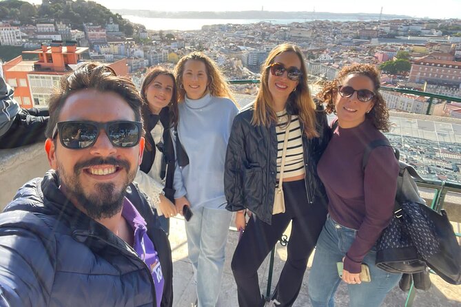 3 Hour Tour in Lisbon 7 Hills Private Tuk Tuk - Key Points