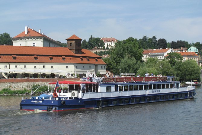 1 Hour Prague Panoramic Vltava River Sightseeing Cruise - Meeting and Departure Details