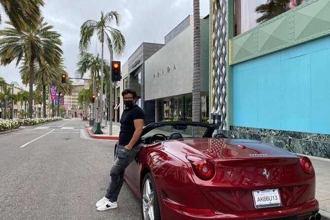 50 Minute Private Ferrari Driving Tour to the Hollywood Sign - Meeting Point and Accessibility
