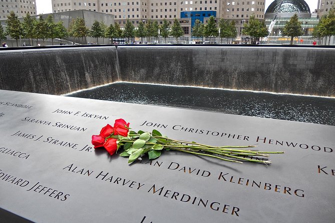 9/11 Memorial Tour With Skip-The-Line Museum Ticket - Exploring St. Peters Church