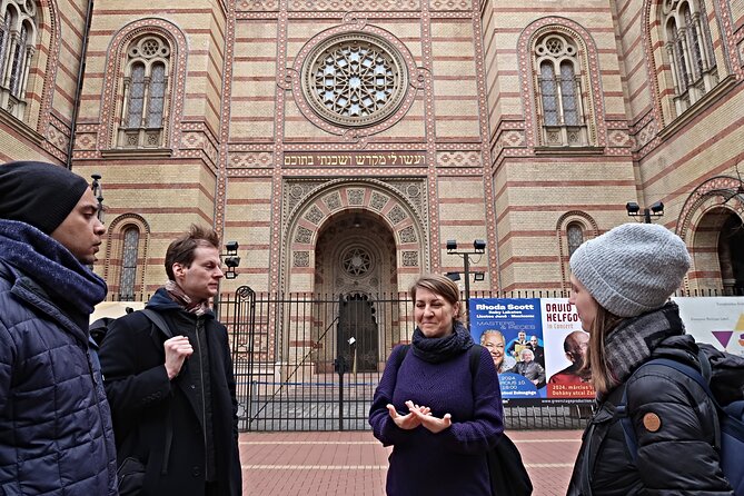 A Journey Through Jewish Budapest - Walking Tour - Discovering Óbuda Synagogue